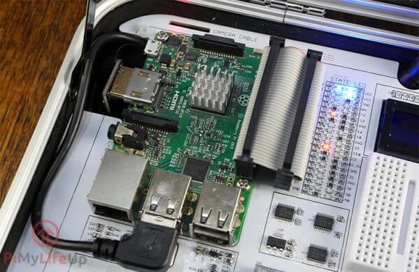 CrowPi Review - All in one STEM Education Device - Pi My Life Up